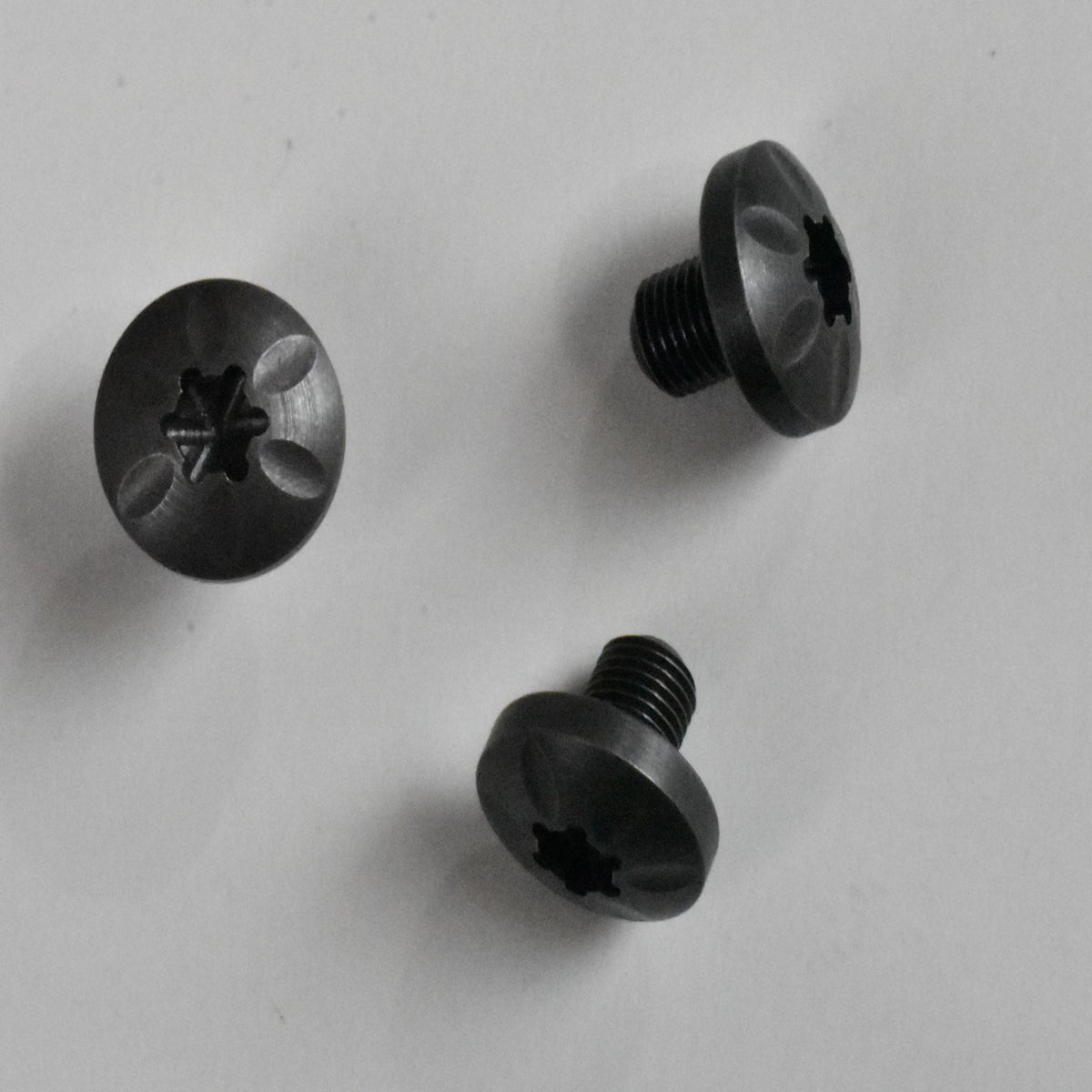 Stainless Flower Head Machine Screw 5/16" X #6-64 Pitch – True~Link™